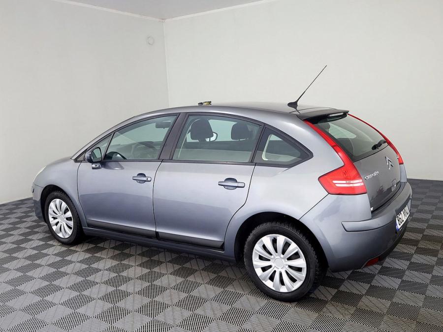 Pelēks Citroen C4 2010 Tallina, ar dzinēja tilpumu 1.60 L un nobraukumu 117 tūkst. km par 1599 €, foto 12 vietnē AUTOMOTO.COM.LV