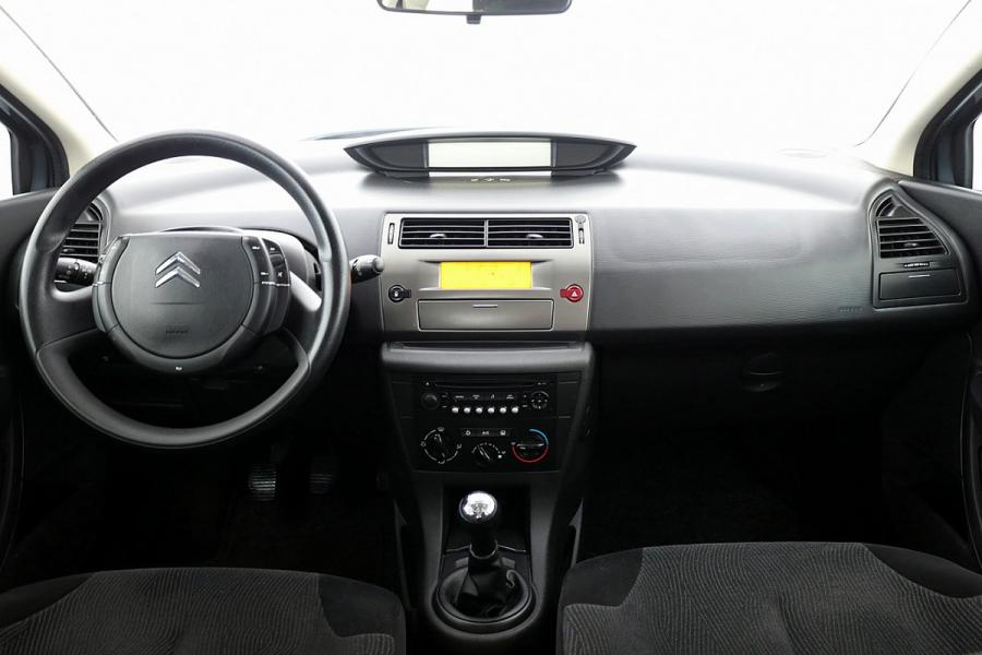 Pelēks Citroen C4 2010 Tallina, ar dzinēja tilpumu 1.60 L un nobraukumu 117 tūkst. km par 1599 €, foto 13 vietnē AUTOMOTO.COM.LV