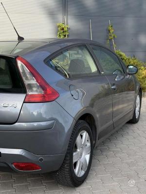 Pelēks Citroen C4 2010 Viļņa, ar dzinēja tilpumu 1.56 L un nobraukumu 289 tūkst. km par 1650 €, foto 7 vietnē AUTOMOTO.COM.LV
