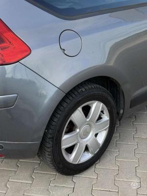 Pelēks Citroen C4 2010 Viļņa, ar dzinēja tilpumu 1.56 L un nobraukumu 289 tūkst. km par 1650 €, foto 8 vietnē AUTOMOTO.COM.LV