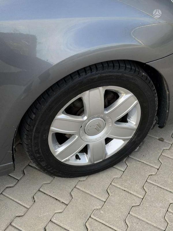 Grey Citroen C4 2010 in Vilnius, with an engine capacity of 1.56 L and mileage of 289 thousand km for 1650 €, photo 9 on AUTOMOTO.COM.LV