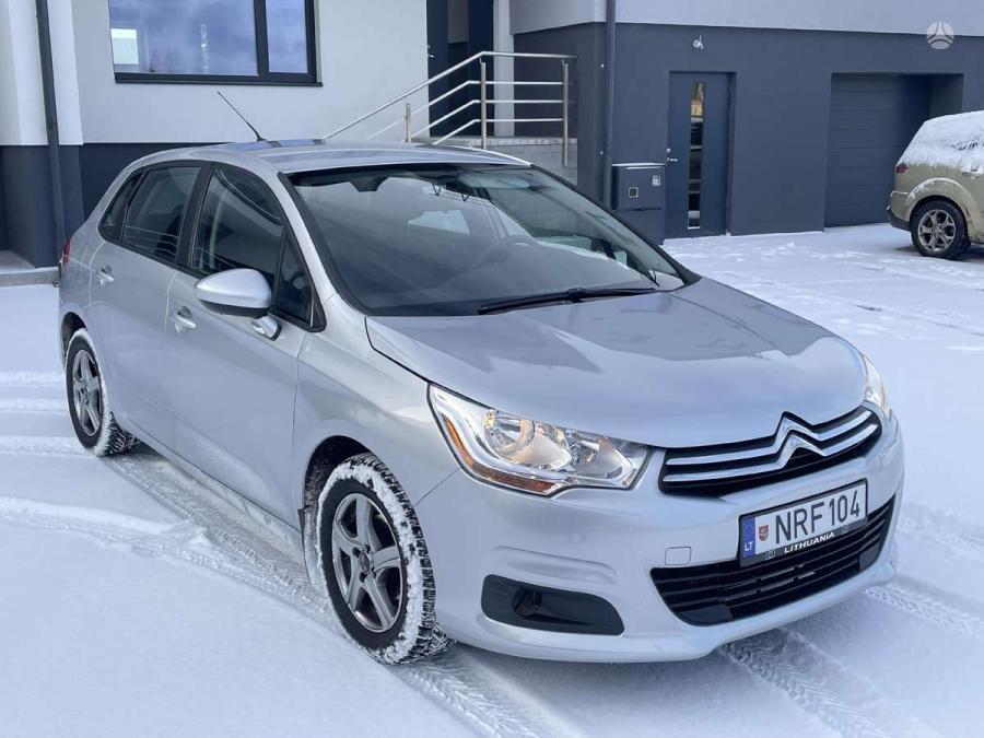 Pelēks Citroen C4 2011 Panevēža, ar dzinēja tilpumu 1.56 L un nobraukumu 265 tūkst. km par 1900 €, foto 1 vietnē AUTOMOTO.COM.LV