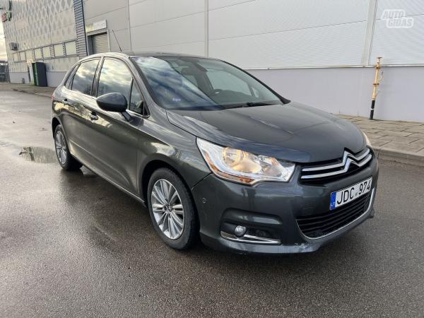 Pelēks Citroen C4 2011 Panevēža, ar dzinēja tilpumu 1.60 L un nobraukumu 297 tūkst. km par 1800 €, foto 2 vietnē AUTOMOTO.COM.LV