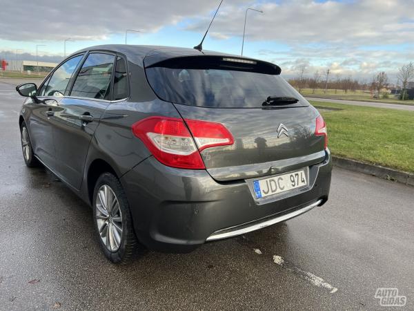 Pelēks Citroen C4 2011 Panevēža, ar dzinēja tilpumu 1.60 L un nobraukumu 297 tūkst. km par 1800 €, foto 4 vietnē AUTOMOTO.COM.LV