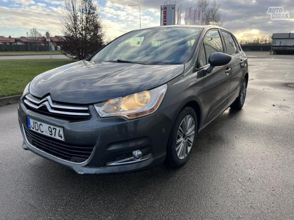 Pelēks Citroen C4 2011 Panevēža, ar dzinēja tilpumu 1.60 L un nobraukumu 297 tūkst. km par 1800 €, foto 5 vietnē AUTOMOTO.COM.LV