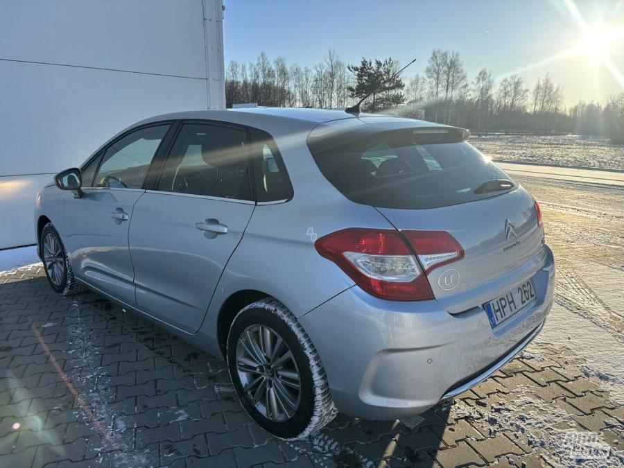 Grey Citroen C4 2011 in Kaunas, with an engine capacity of 1.60 L and mileage of 240 thousand km for 2690 €, photo 4 on AUTOMOTO.COM.LV