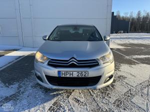 Grey Citroen C4 2011 in Kaunas, with an engine capacity of 1.60 L and mileage of 240 thousand km for 2690 €, photo 7 on AUTOMOTO.COM.LV