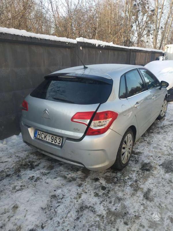 Grey Citroen C4 2011 in Kaunas, with an engine capacity of 1.56 L and mileage of 252 thousand km for 1450 €, photo 3 on AUTOMOTO.COM.LV