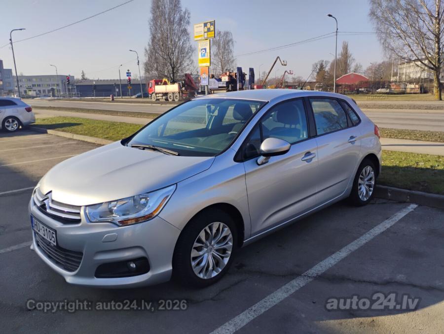 Pelēks Citroen C4 2011 Rīga, ar dzinēja tilpumu 1.40 L un nobraukumu 146 tūkst. km par 1990 €, foto 2 vietnē AUTOMOTO.COM.LV