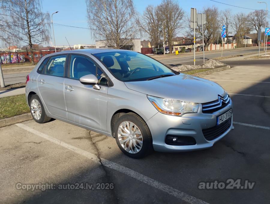 Grey Citroen C4 2011 in Riga, with an engine capacity of 1.40 L and mileage of 146 thousand km for 1990 €, photo 4 on AUTOMOTO.COM.LV