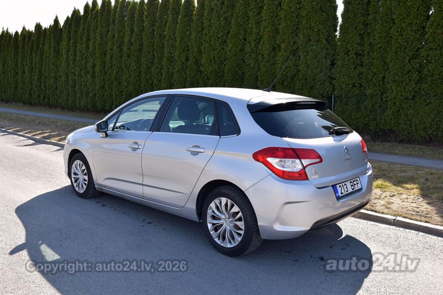 Pelēks Citroen C4 2011 Tartu, ar dzinēja tilpumu 1.40 L un nobraukumu 102 tūkst. km par 3990 €, foto 8 vietnē AUTOMOTO.COM.LV