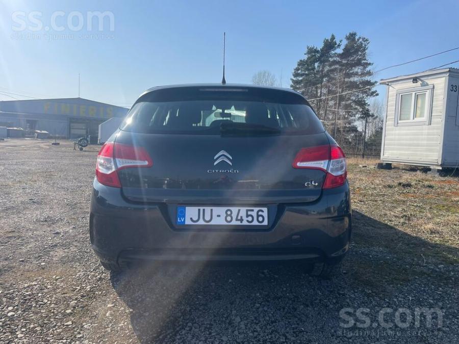 Pelēks Citroen C4 2011 Rīga, ar dzinēja tilpumu 1.60 L un nobraukumu 0 tūkst. km par 2599 €, foto 5 vietnē AUTOMOTO.COM.LV