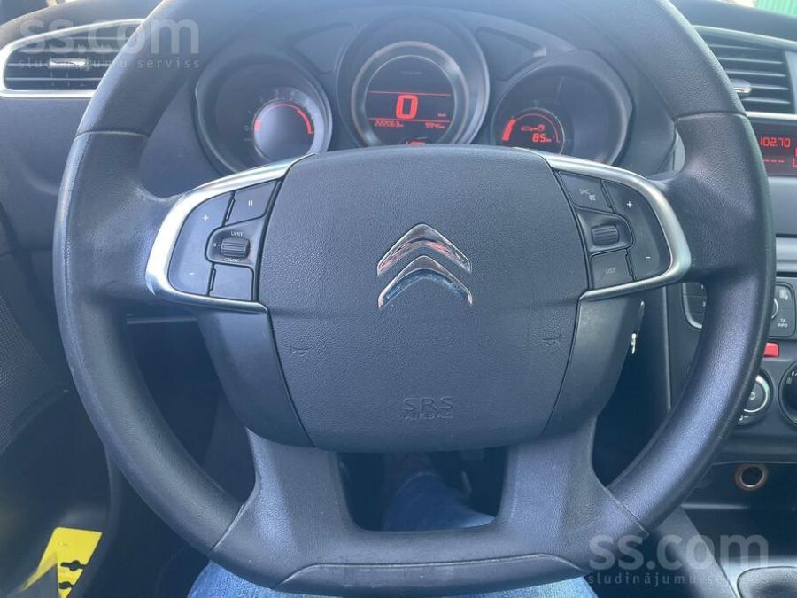 Pelēks Citroen C4 2011 Rīga, ar dzinēja tilpumu 1.60 L un nobraukumu 0 tūkst. km par 2599 €, foto 11 vietnē AUTOMOTO.COM.LV