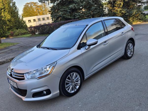 Grey Citroen C4 2011 in Riga, with an engine capacity of 1.40 L and mileage of 241 thousand km for 4490 €, photo 1 on AUTOMOTO.COM.LV