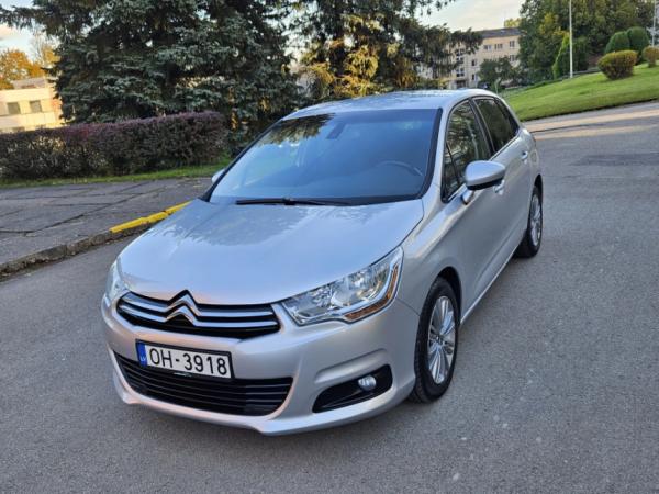 Grey Citroen C4 2011 in Riga, with an engine capacity of 1.40 L and mileage of 241 thousand km for 4490 €, photo 3 on AUTOMOTO.COM.LV