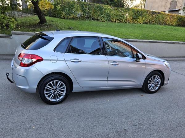 Grey Citroen C4 2011 in Riga, with an engine capacity of 1.40 L and mileage of 241 thousand km for 4490 €, photo 6 on AUTOMOTO.COM.LV