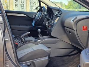 Grey Citroen C4 2011 in Grobiņa, with an engine capacity of 1.60 L and mileage of 186 thousand km for 4450 €, photo 7 on AUTOMOTO.COM.LV