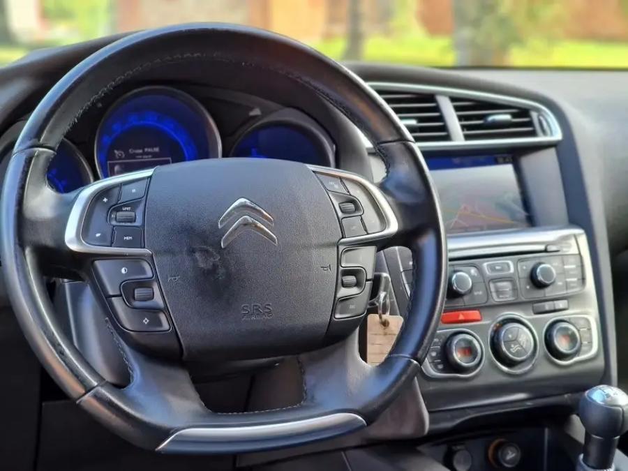Grey Citroen C4 2011 in Grobiņa, with an engine capacity of 1.60 L and mileage of 186 thousand km for 4450 €, photo 18 on AUTOMOTO.COM.LV