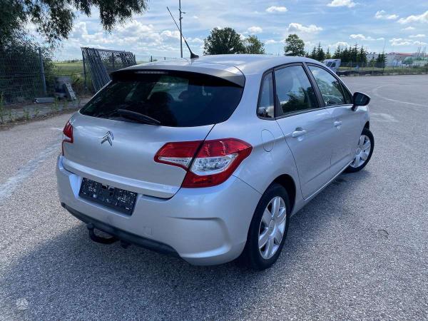 Grey Citroen C4 2011 in Marijampole, with an engine capacity of 1.56 L and mileage of 268 thousand km for 2999 €, photo 4 on AUTOMOTO.COM.LV