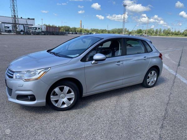 Grey Citroen C4 2011 in Marijampole, with an engine capacity of 1.56 L and mileage of 268 thousand km for 2999 €, photo 5 on AUTOMOTO.COM.LV