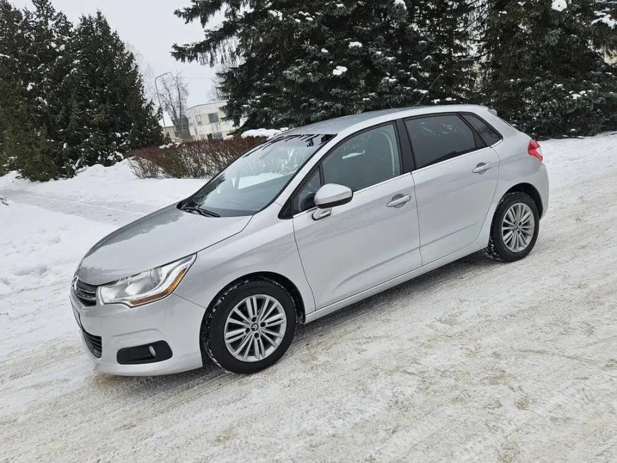Pelēks Citroen C4 2011 Jēkabpils, ar dzinēja tilpumu 1.40 L un nobraukumu 241 tūkst. km par 3990 €, foto 13 vietnē AUTOMOTO.COM.LV
