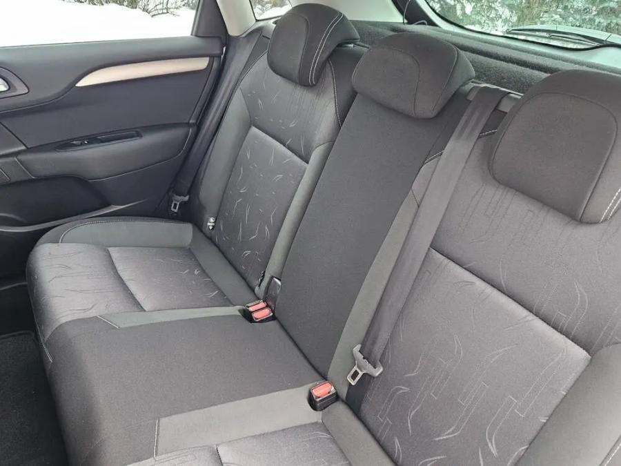 Pelēks Citroen C4 2011 Jēkabpils, ar dzinēja tilpumu 1.40 L un nobraukumu 241 tūkst. km par 3990 €, foto 15 vietnē AUTOMOTO.COM.LV
