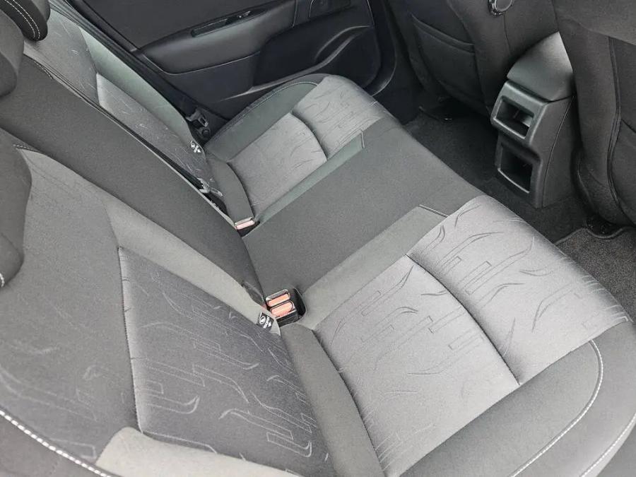 Pelēks Citroen C4 2011 Jēkabpils, ar dzinēja tilpumu 1.40 L un nobraukumu 241 tūkst. km par 3990 €, foto 18 vietnē AUTOMOTO.COM.LV