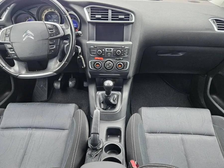 Pelēks Citroen C4 2011 Jēkabpils, ar dzinēja tilpumu 1.40 L un nobraukumu 241 tūkst. km par 3990 €, foto 19 vietnē AUTOMOTO.COM.LV