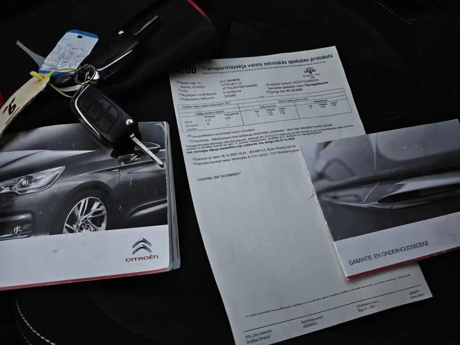 Pelēks Citroen C4 2011 Jēkabpils, ar dzinēja tilpumu 1.40 L un nobraukumu 241 tūkst. km par 3990 €, foto 30 vietnē AUTOMOTO.COM.LV