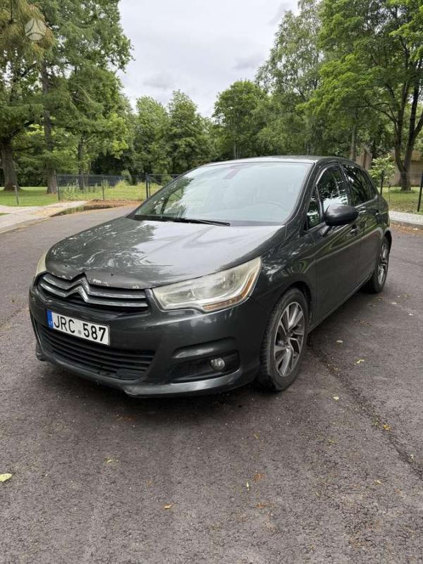 Grey Citroen C4 2011 in Kaunas, with an engine capacity of 1.56 L and mileage of 267 thousand km for 2300 €, photo 2 on AUTOMOTO.COM.LV