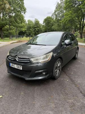 Pelēks Citroen C4 2011 Kauņa, ar dzinēja tilpumu 1.56 L un nobraukumu 267 tūkst. km par 2300 €, foto 3 vietnē AUTOMOTO.COM.LV