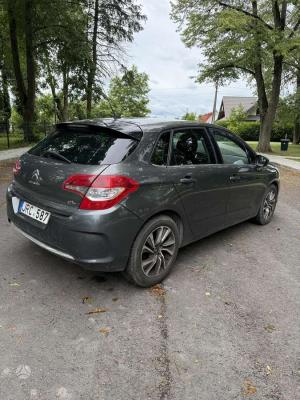 Pelēks Citroen C4 2011 Kauņa, ar dzinēja tilpumu 1.56 L un nobraukumu 267 tūkst. km par 2300 €, foto 4 vietnē AUTOMOTO.COM.LV