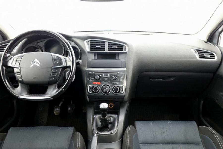 Pelēks Citroen C4 2011 Tallina, ar dzinēja tilpumu 1.60 L un nobraukumu 226 tūkst. km par 1699 €, foto 6 vietnē AUTOMOTO.COM.LV