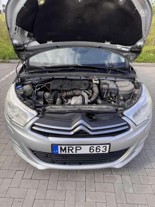 Pelēks Citroen C4 2011 Viļņa, ar dzinēja tilpumu 1.60 L un nobraukumu 218 tūkst. km par 3800 €, foto 6 vietnē AUTOMOTO.COM.LV