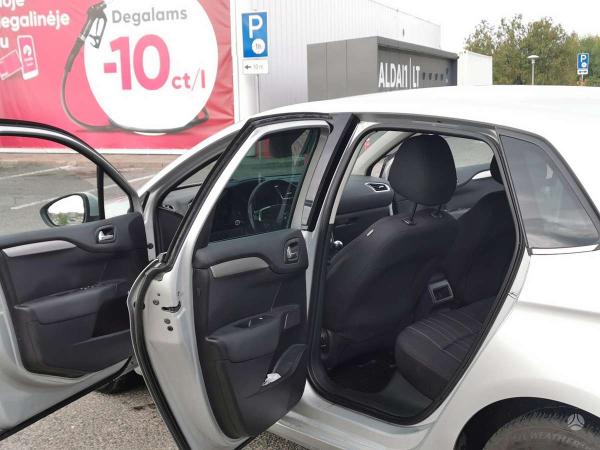 Grey Citroen C4 2012 in Vilnius, with an engine capacity of 1.56 L and mileage of 280 thousand km for 2150 €, photo 10 on AUTOMOTO.COM.LV