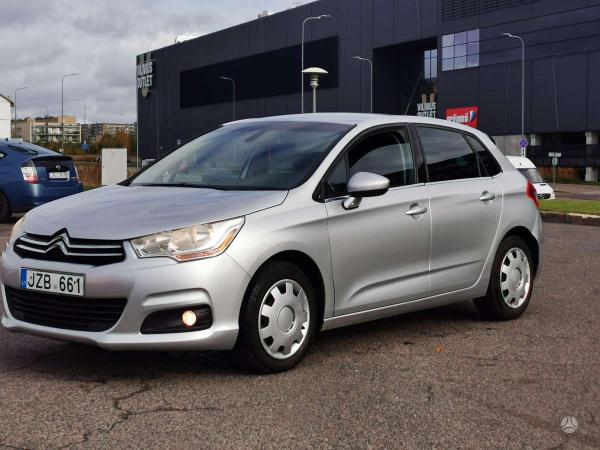 Pelēks Citroen C4 2012 Viļņa, ar dzinēja tilpumu 1.56 L un nobraukumu 285 tūkst. km par 1950 €, foto 1 vietnē AUTOMOTO.COM.LV