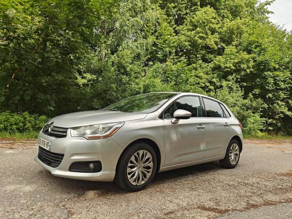 Pelēks Citroen C4 2012 Tauragė, ar dzinēja tilpumu 1.56 L un nobraukumu 260 tūkst. km par 1999 €, foto 1 vietnē AUTOMOTO.COM.LV