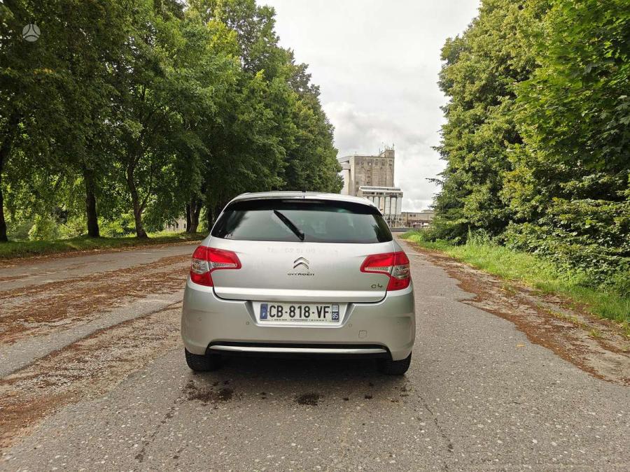 Grey Citroen C4 2012 in Taurage, with an engine capacity of 1.56 L and mileage of 260 thousand km for 1999 €, photo 5 on AUTOMOTO.COM.LV