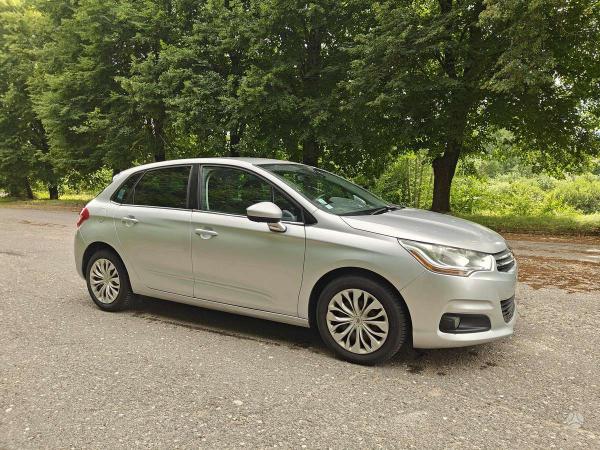 Pelēks Citroen C4 2012 Tauragė, ar dzinēja tilpumu 1.56 L un nobraukumu 260 tūkst. km par 1999 €, foto 7 vietnē AUTOMOTO.COM.LV
