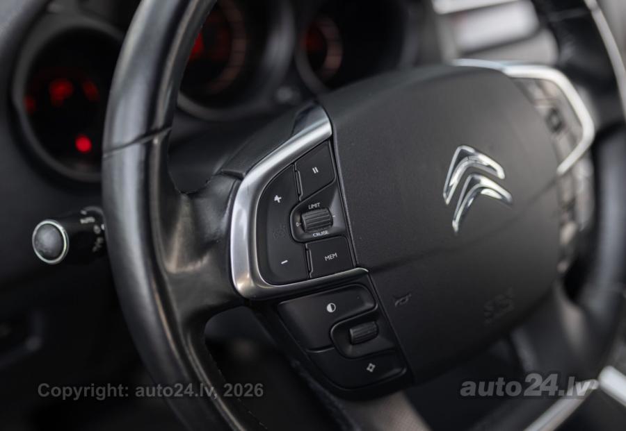 Pelēks Citroen C4 2012 Tallina, ar dzinēja tilpumu 1.60 L un nobraukumu 158 tūkst. km par 3999 €, foto 20 vietnē AUTOMOTO.COM.LV