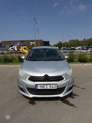 Grey Citroen C4 2012 in Vilnius, with an engine capacity of 1.60 L and mileage of 345 thousand km for 3500 €, photo  on AUTOMOTO.COM.LV