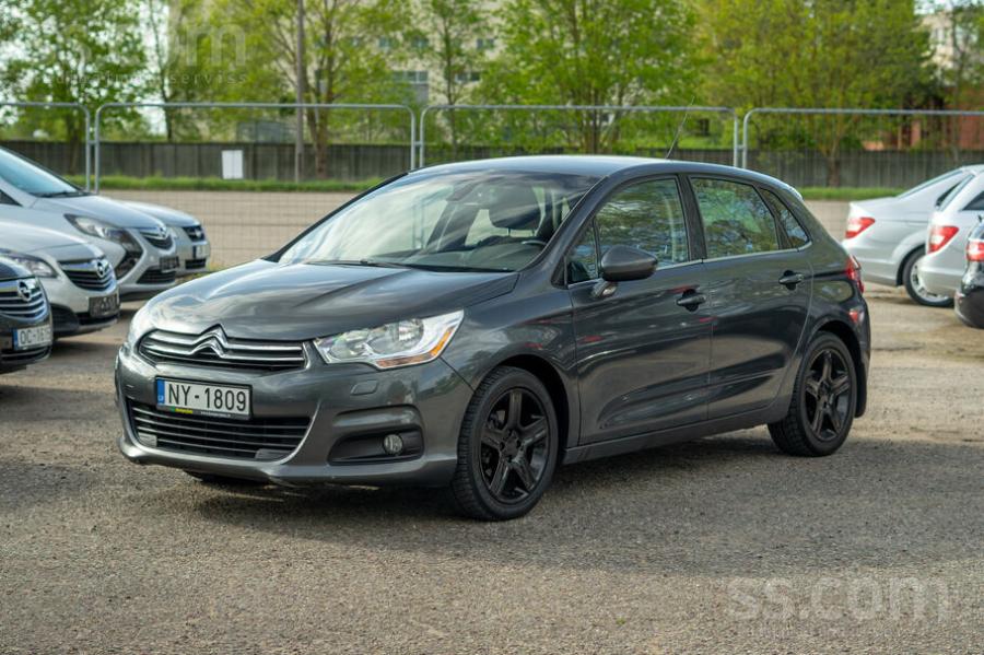Grey Citroen C4 2013 in Liepaja, with an engine capacity of 1.60 L and mileage of 208 thousand km for 18500 €, photo 1 on AUTOMOTO.COM.LV