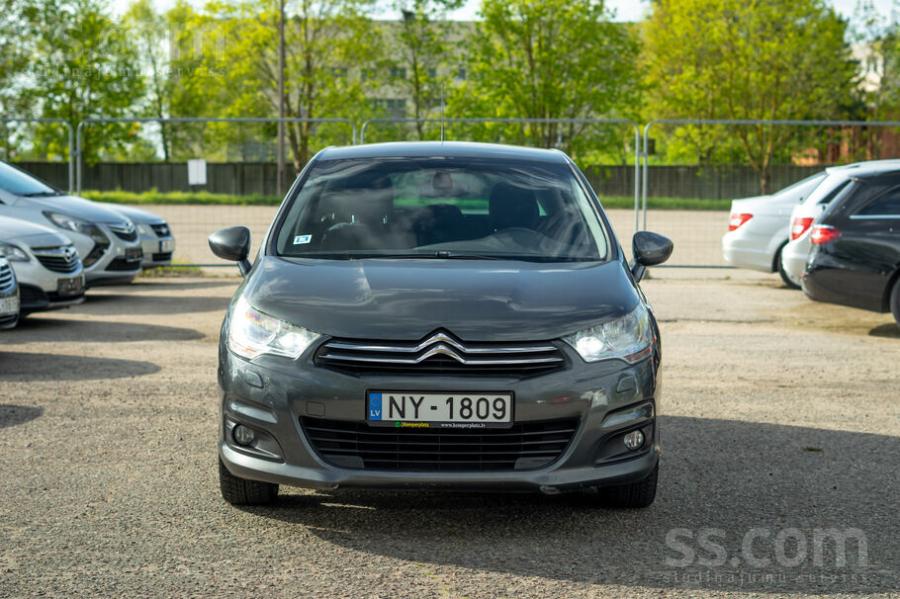 Grey Citroen C4 2013 in Liepaja, with an engine capacity of 1.60 L and mileage of 208 thousand km for 18500 €, photo 6 on AUTOMOTO.COM.LV