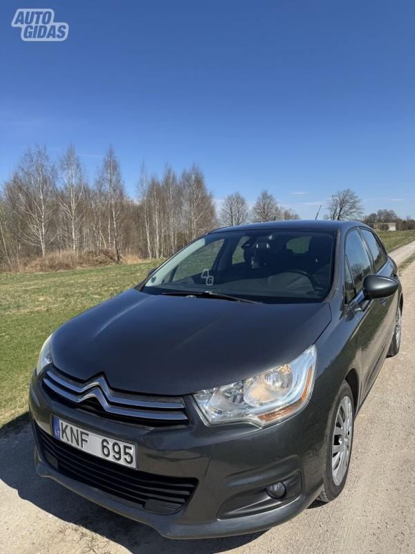 Pelēks Citroen C4 2013 Tauragė, ar dzinēja tilpumu 1.60 L un nobraukumu 300 tūkst. km par 3400 €, foto 3 vietnē AUTOMOTO.COM.LV