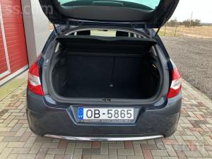 Pelēks Citroen C4 2013 Talsi, ar dzinēja tilpumu 1.60 L un nobraukumu 238 tūkst. km par 3999 €, foto 14 vietnē AUTOMOTO.COM.LV