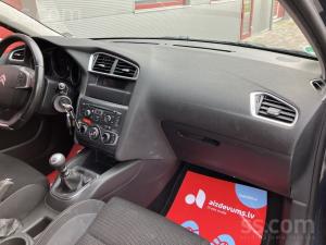 Pelēks Citroen C4 2013 Talsi, ar dzinēja tilpumu 1.60 L un nobraukumu 238 tūkst. km par 3999 €, foto 16 vietnē AUTOMOTO.COM.LV