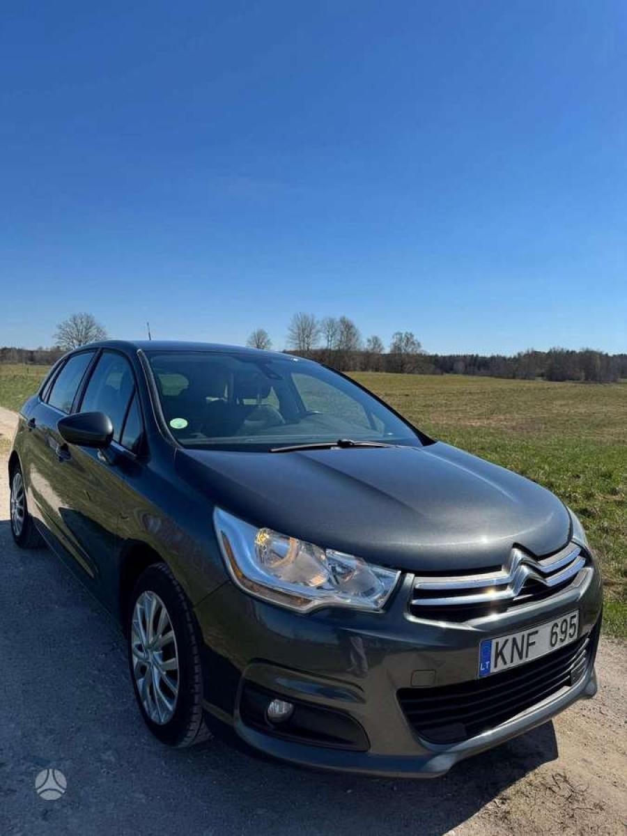 Grey Citroen C4 2013 in Taurage, with an engine capacity of 1.56 L and mileage of 298 thousand km for 2900 €, photo 6 on AUTOMOTO.COM.LV