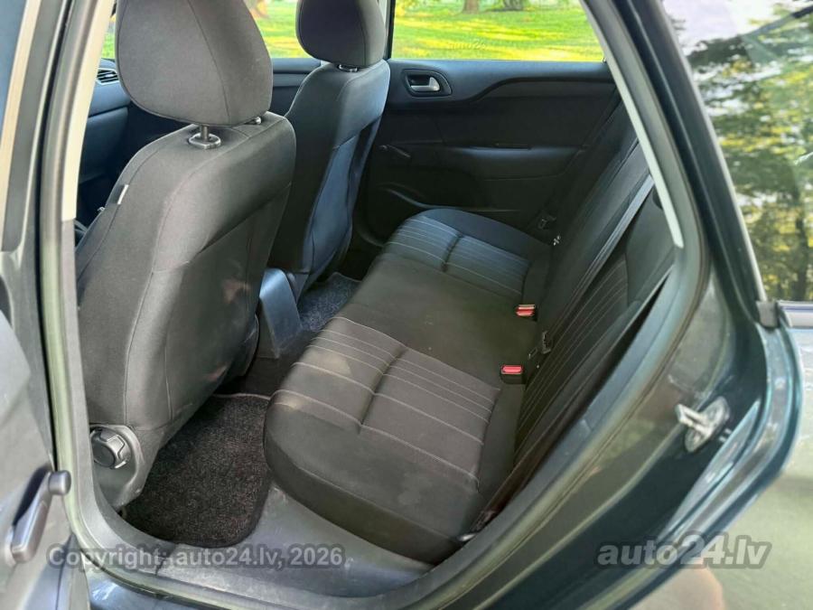 Grey Citroen C4 2013 in Tallinn, with an engine capacity of 1.60 L and mileage of 163 thousand km for 4700 €, photo 12 on AUTOMOTO.COM.LV