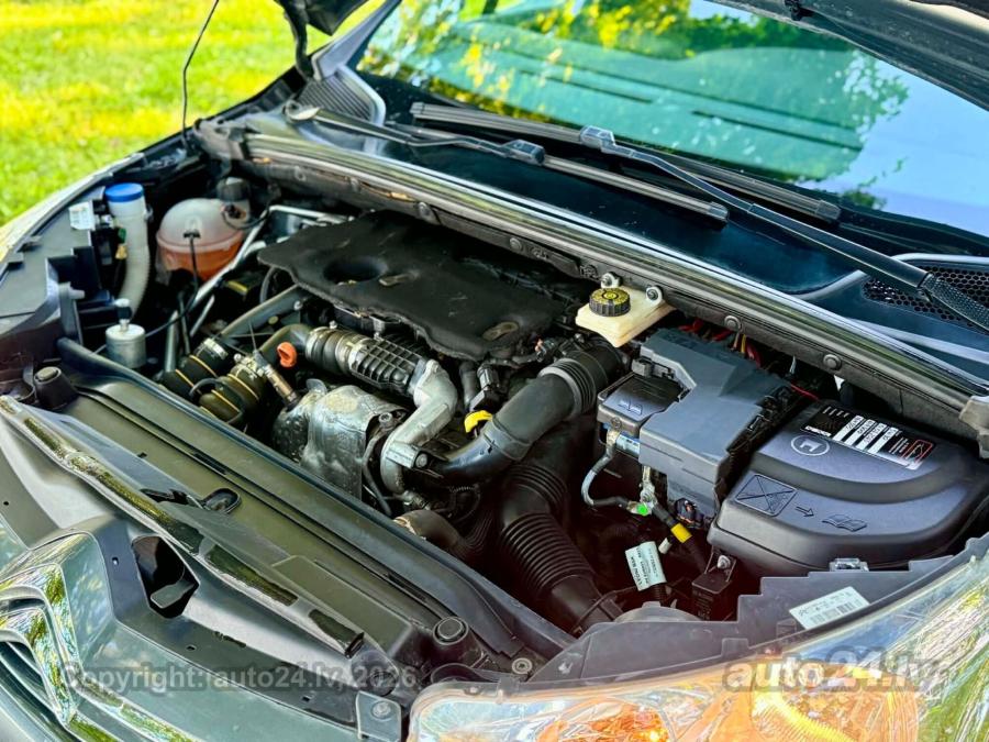 Grey Citroen C4 2013 in Tallinn, with an engine capacity of 1.60 L and mileage of 163 thousand km for 4700 €, photo 19 on AUTOMOTO.COM.LV