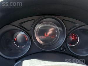 Grey Citroen C4 2013 in Riga, with an engine capacity of 1.60 L and mileage of 276 thousand km for 2450 €, photo 9 on AUTOMOTO.COM.LV